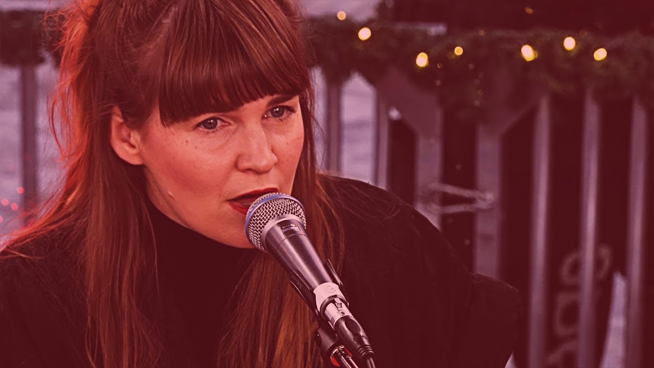 Jennie Abrahamson - You won me over / Musikhjälpen 2017 - YouTube