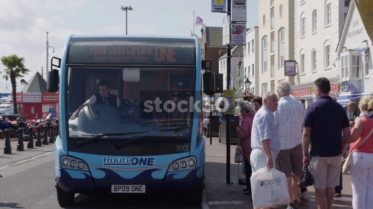 Poole Quay Circular Bus, UK - YouTube