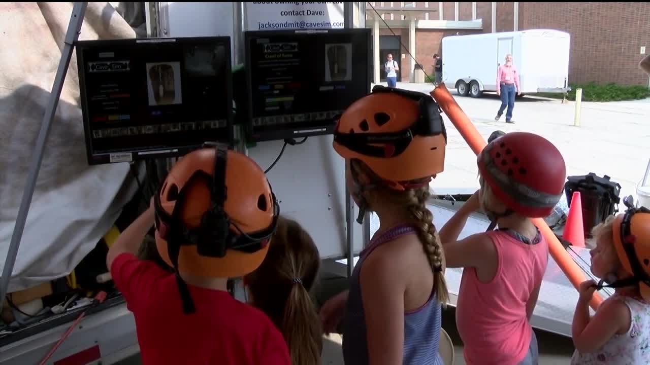 Cave simulation gives people caving experience and knowledge - YouTube