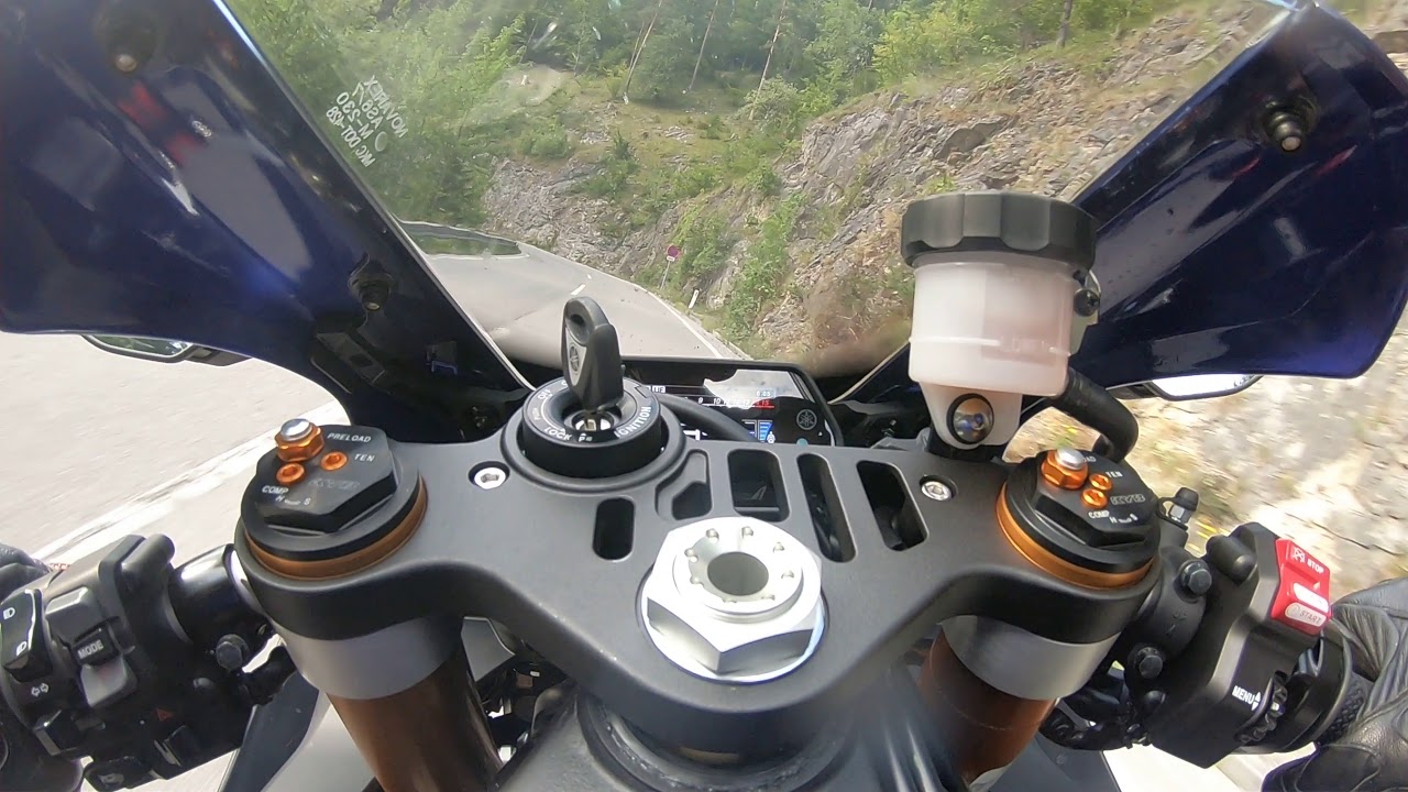 Yamaha r1 Rn49 Höllental - YouTube