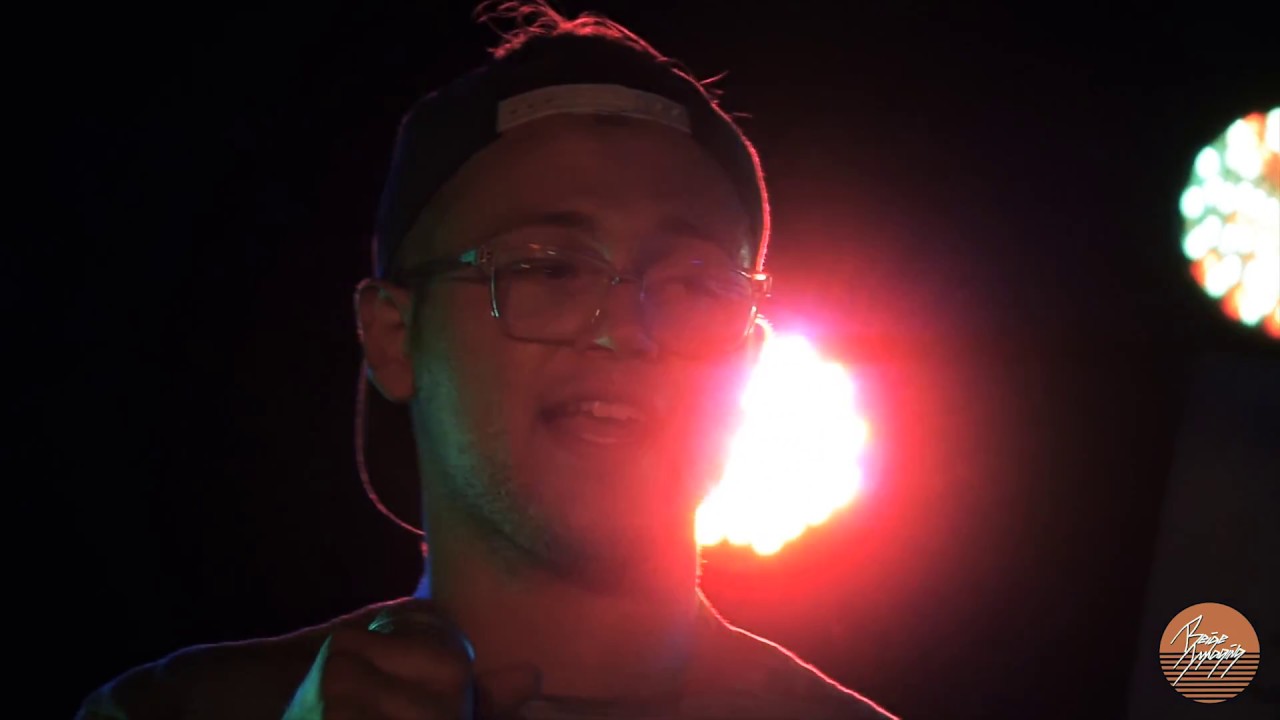 THE MUSIC BUNKER // SUMMER HAZE - YouTube