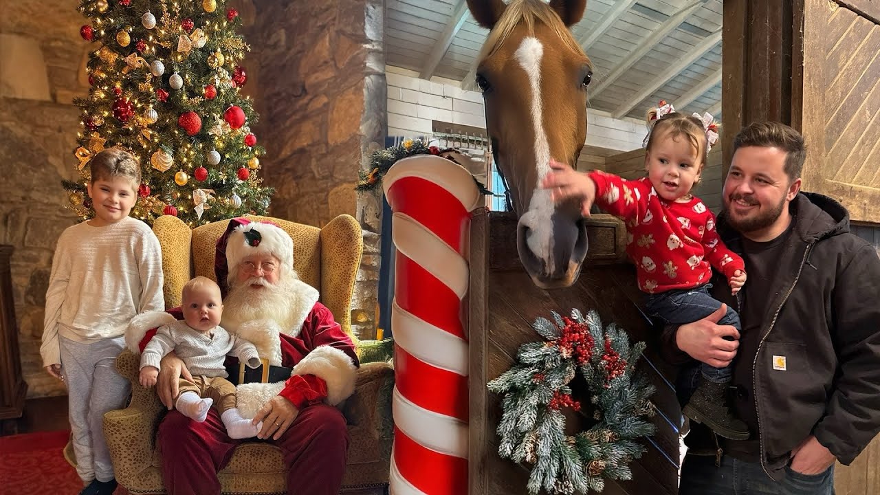 Exploring Milky Way Farms At Christmas! (SANTA'S HOUSE & BARN) - YouTube