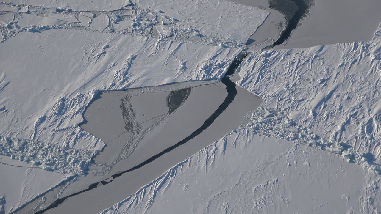 Ice Cover on the Arctic Ocean - YouTube