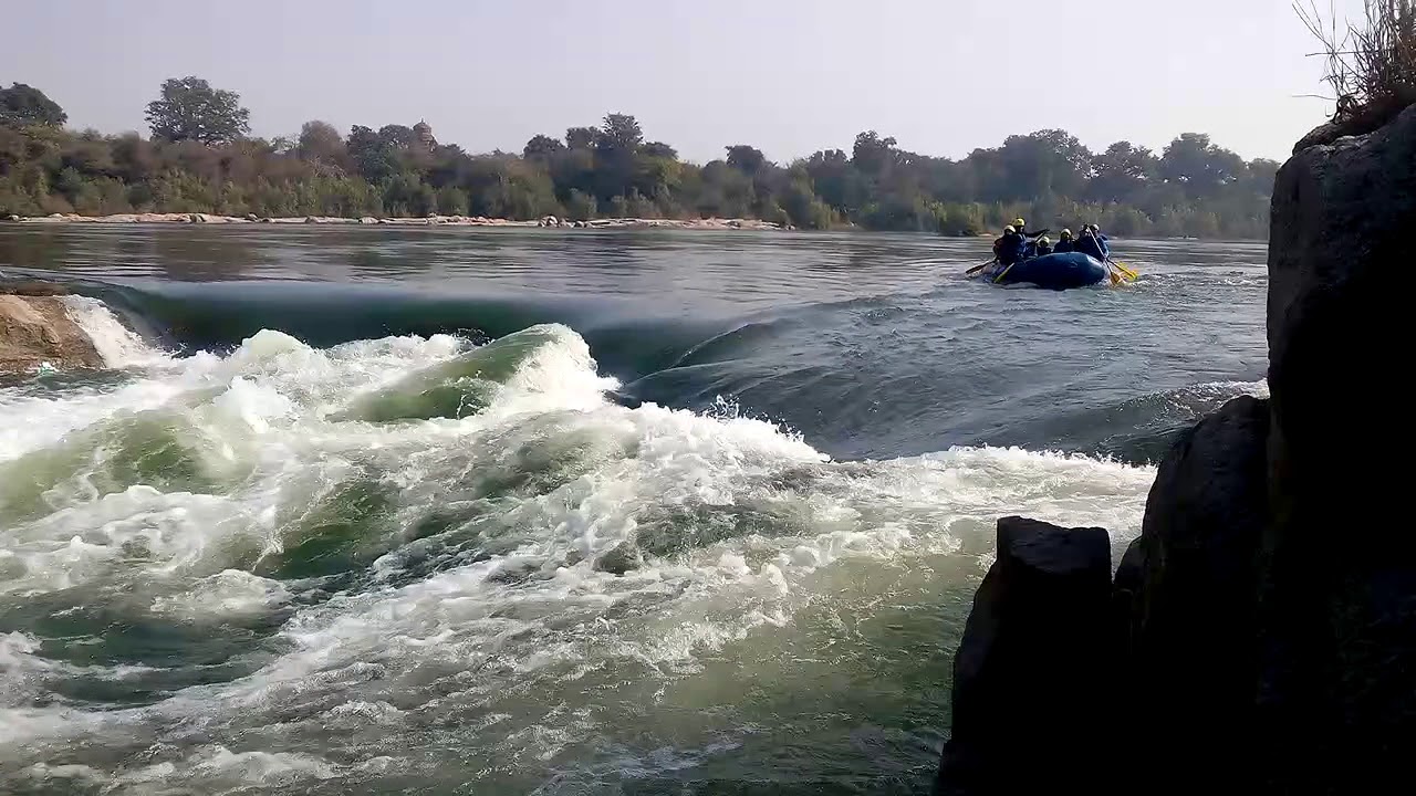 Orchha, River rafting in Orchha. For Booking - 9893378581 - YouTube