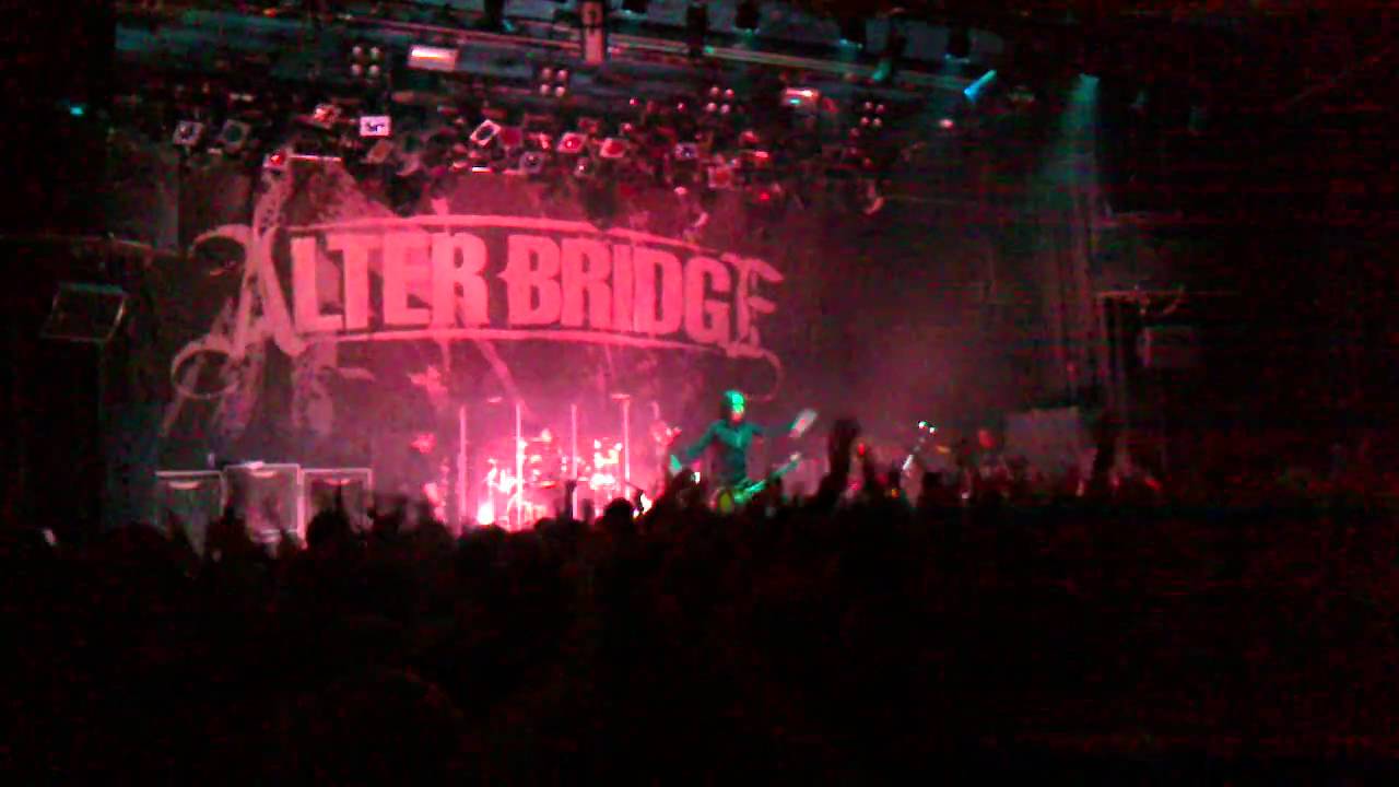 Alter Bridge 3/111 Live.MP4 - YouTube