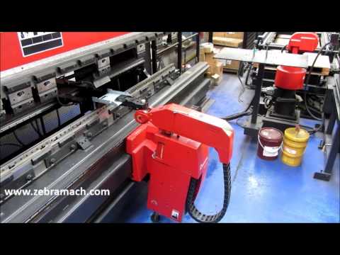 Amada Astro Robot 100 NT HDS 1030 Pressbrake - YouTube