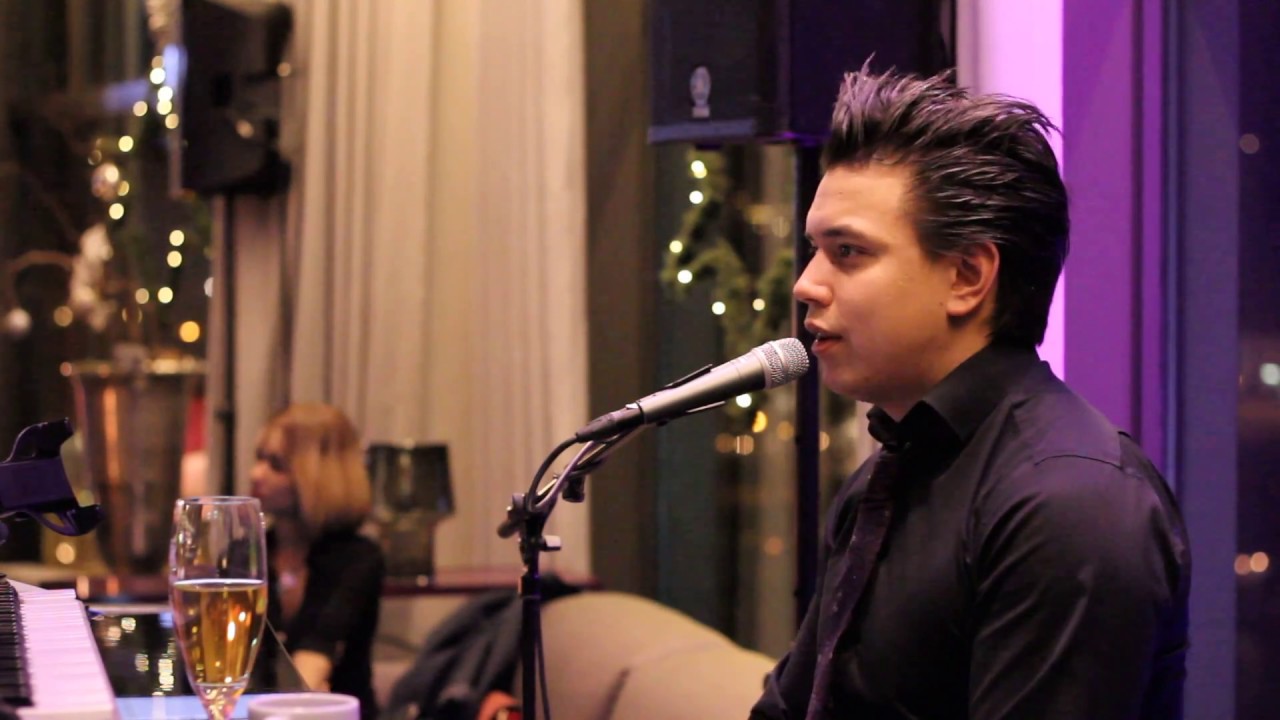 Christopher Stone Kärnsund - From This Moment - Live in Strömstad - YouTube