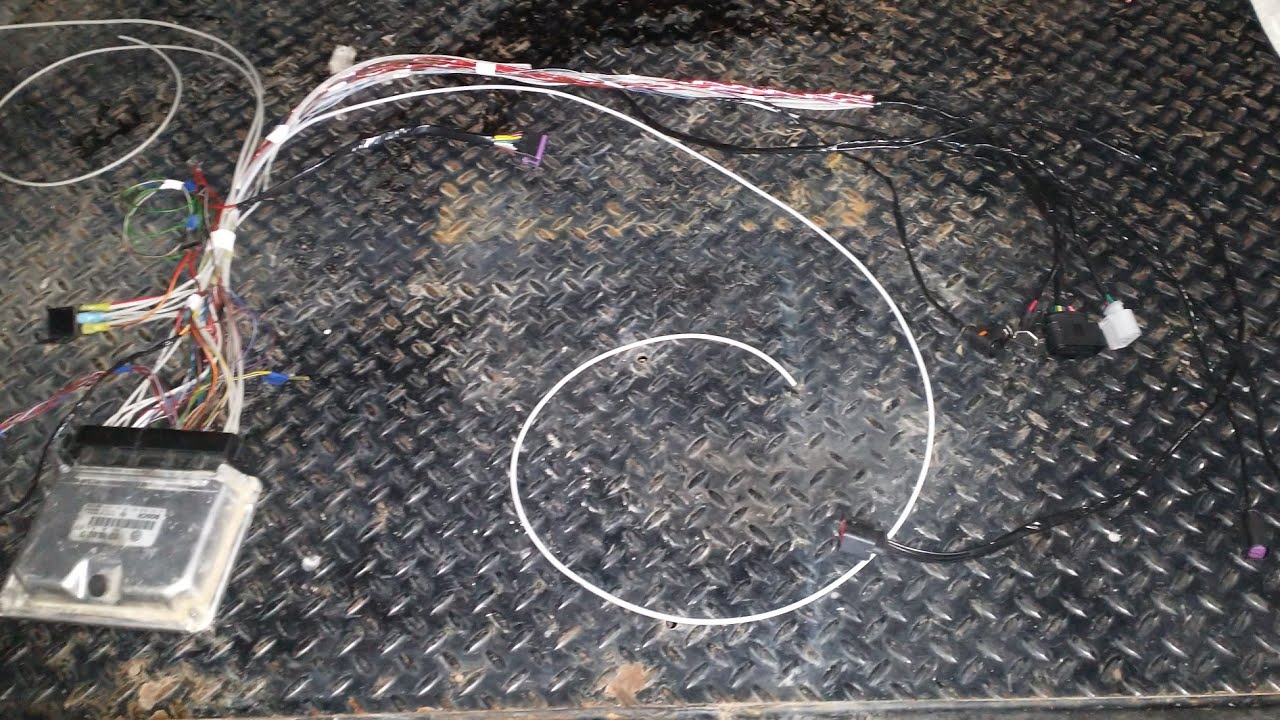 Making A Custom ALH Wiring Harness With All New Connectors For The 1Ton ...