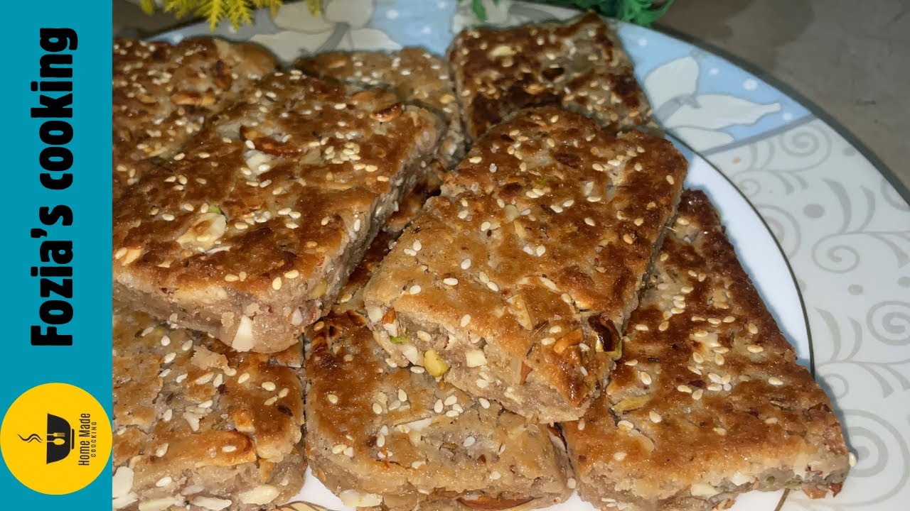 Traditional Sindhi famous sweet KoKi/winter Healthy Breakfast KoKi ...