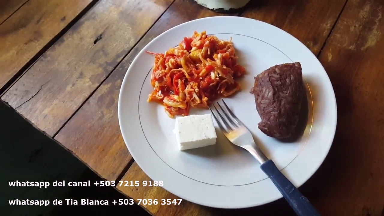 YA ESTA LISTO EL RICO POLLITO ENTOMATADO - YouTube