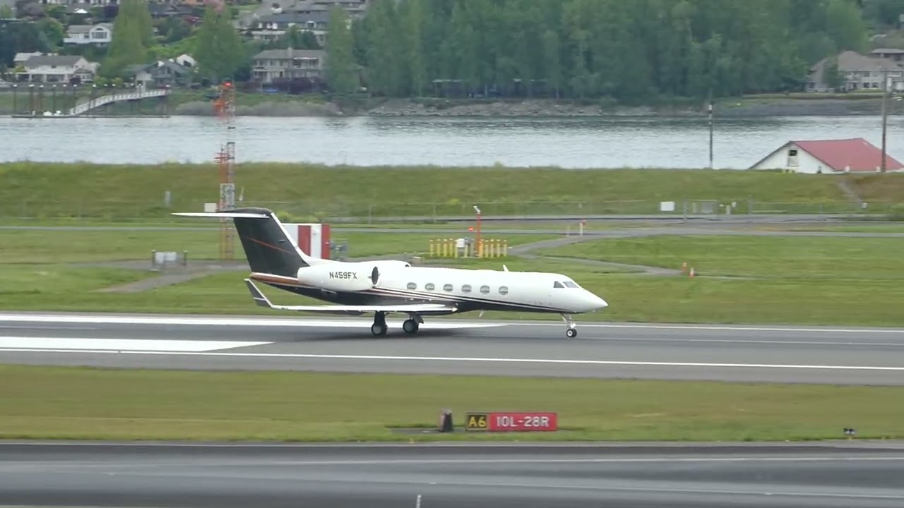 Flexjet Gulfstream G450 [N459FX] Takeoff from PDX - YouTube