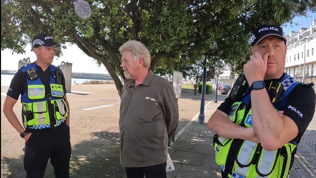 Kent Police Approached Photographer And Then This Happened 👮 #auditing ...