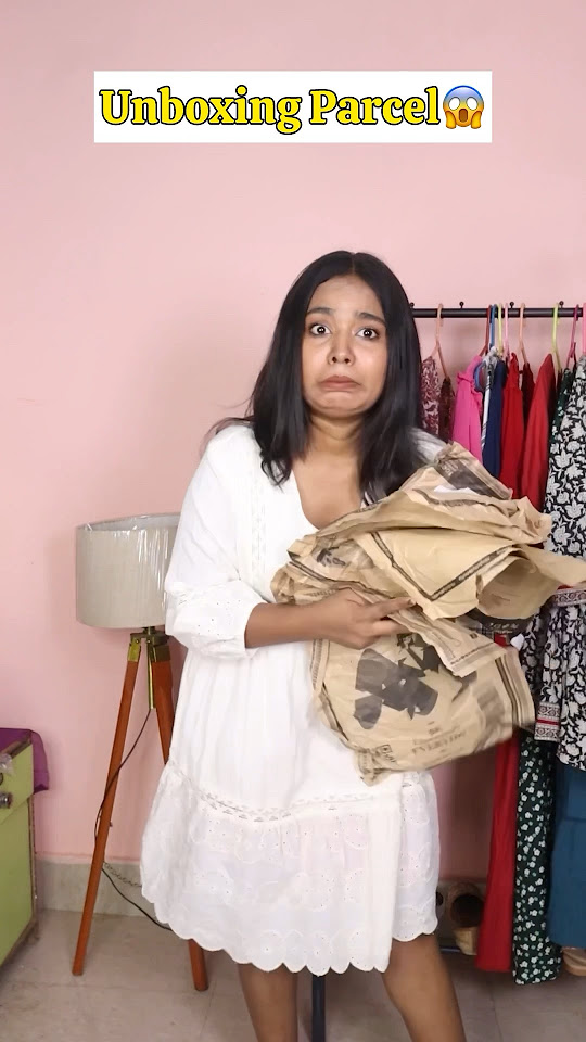 Unboxing parcel 😱 - YouTube