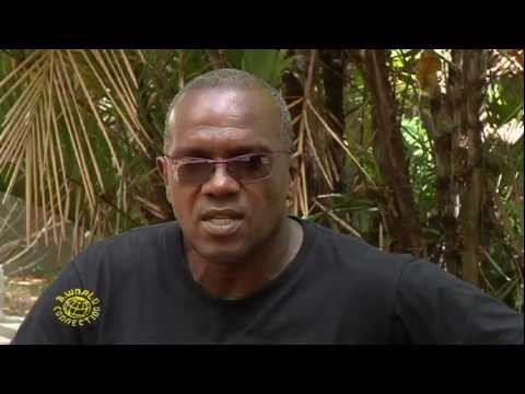 Extrait 1 - B.World Connection : " Harry MEPHON " - YouTube