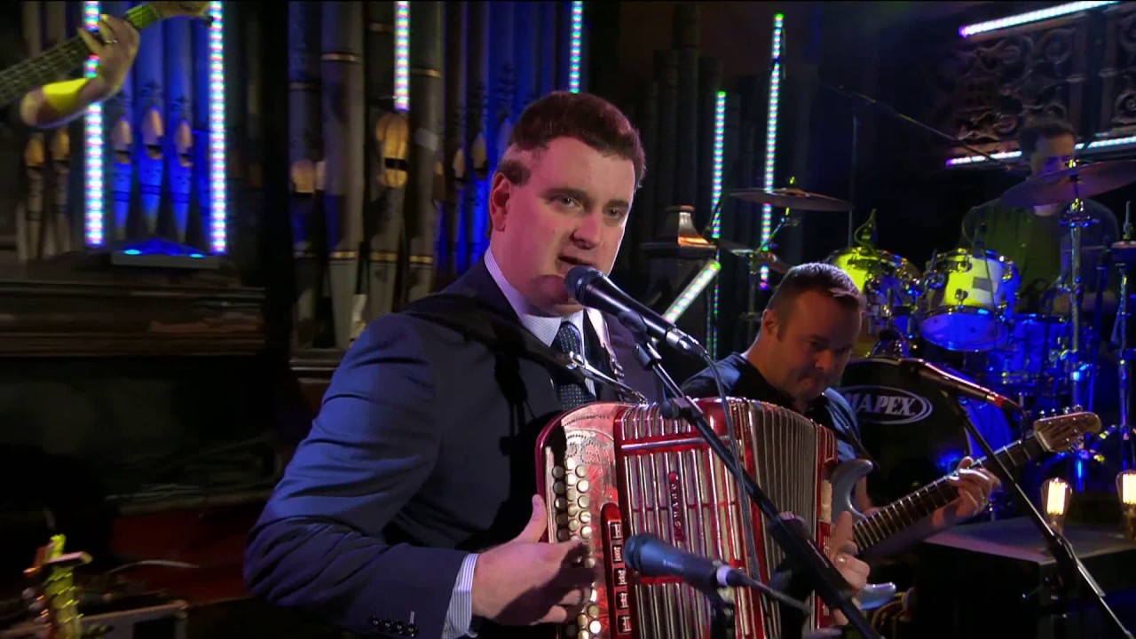 Dermot Lyons | Lucky I Guess | TG4 - YouTube