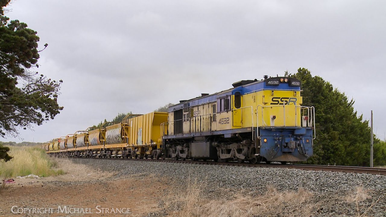 7M23V SSR / ARTC Push-Pull Ballast Train 4532 4911 GM27 (14/11/2023 ...