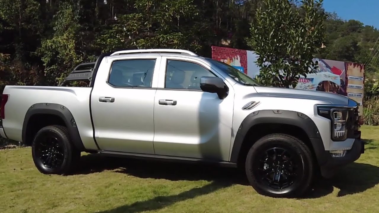 SUV-Quality Interior, China's First Full-Size Pickup Truck, New Foton ...