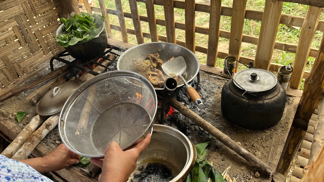 PREPARING EARLY MORNING FOOD BEFORE LEAVING THE PROVINCE - YouTube