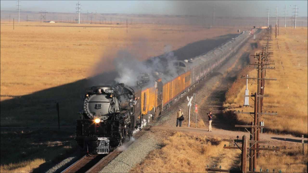 Challenger #3985 on the 'Circus Train' 28th September 2010 - YouTube