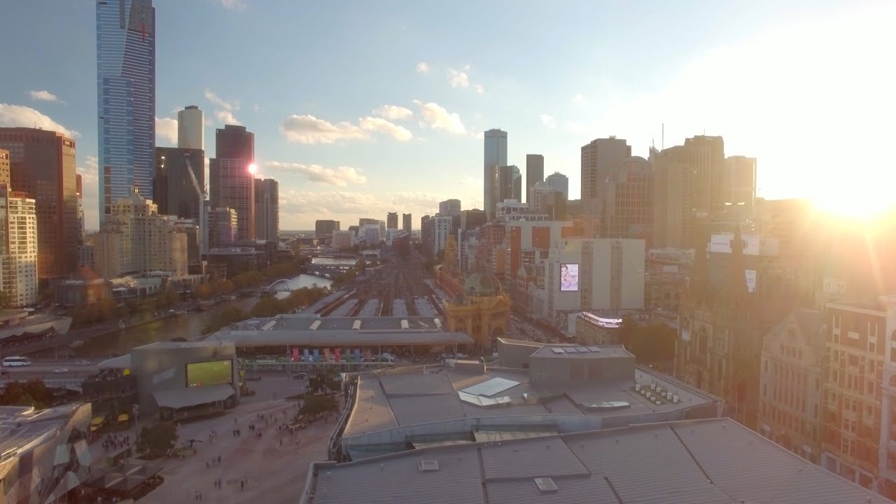 Melbourne: Alexandra Gardens [4K] - YouTube