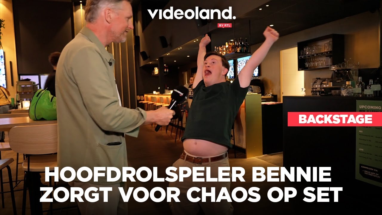 Barry Atsma geeft exclusieve backstage tour met hoofdrolspeler Bennie | Bennie - YouTube