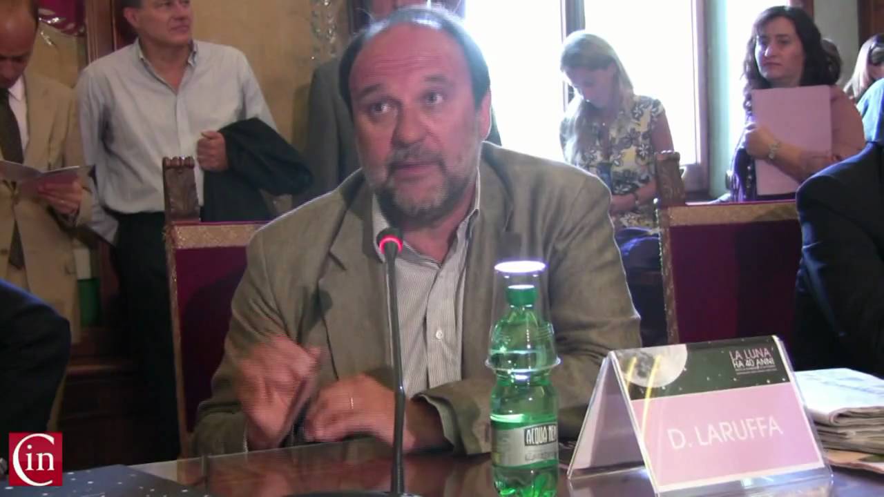 La Luna ha 40 anni Dario Laruffa - YouTube