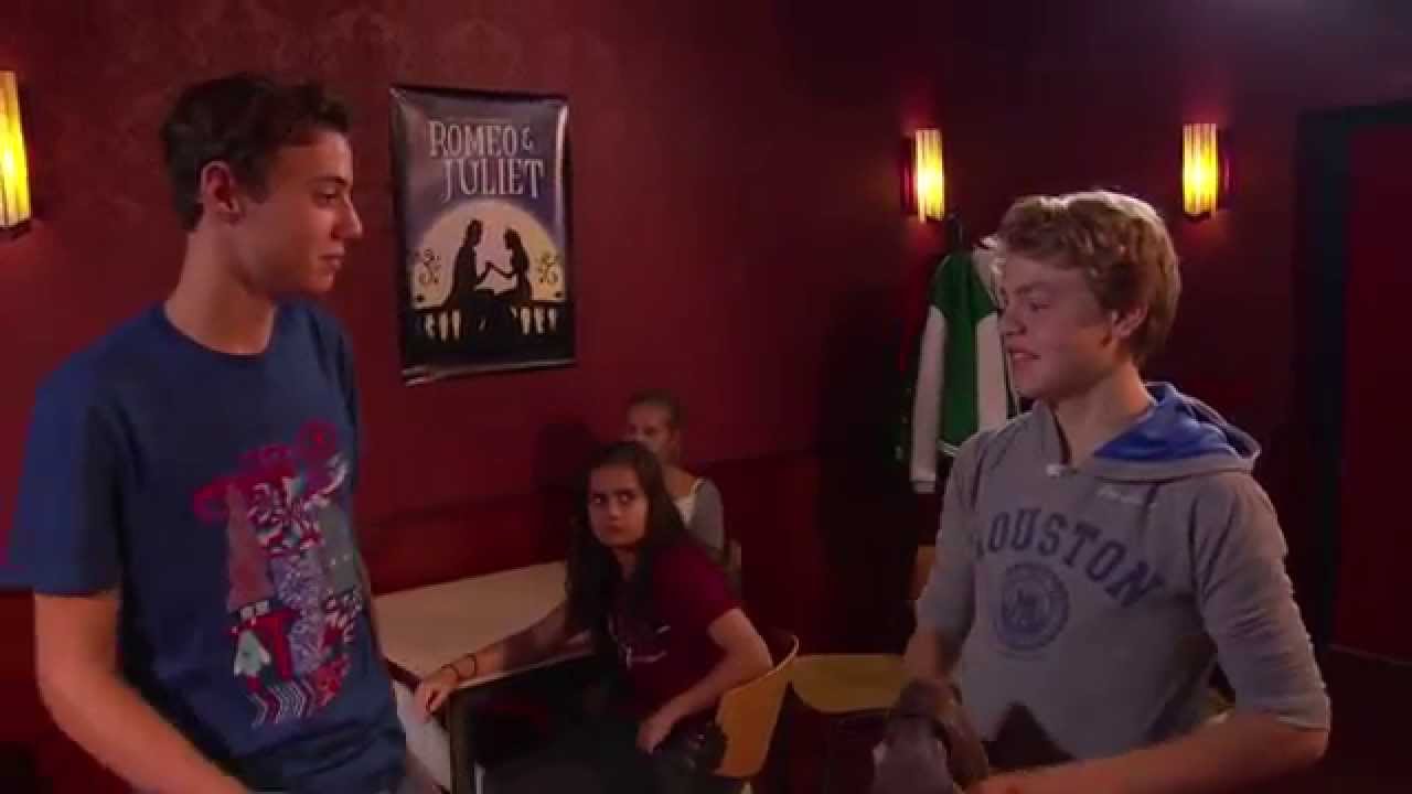 Romeo & Julia | Brugklas | Afl. 17 - YouTube