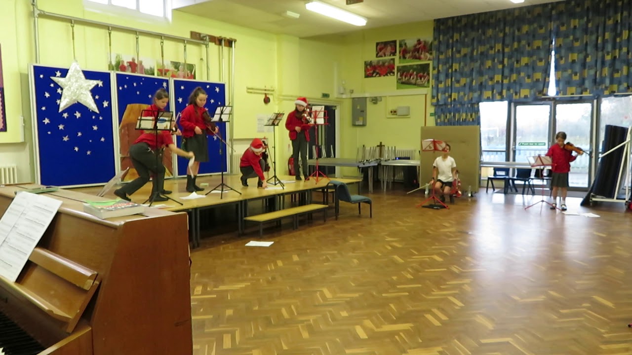 Belbroughton Primary School - festive songs - YouTube