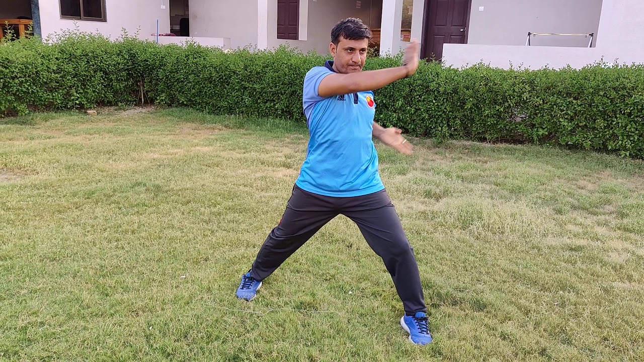 basic technique Open hand blocking face middle lower - YouTube