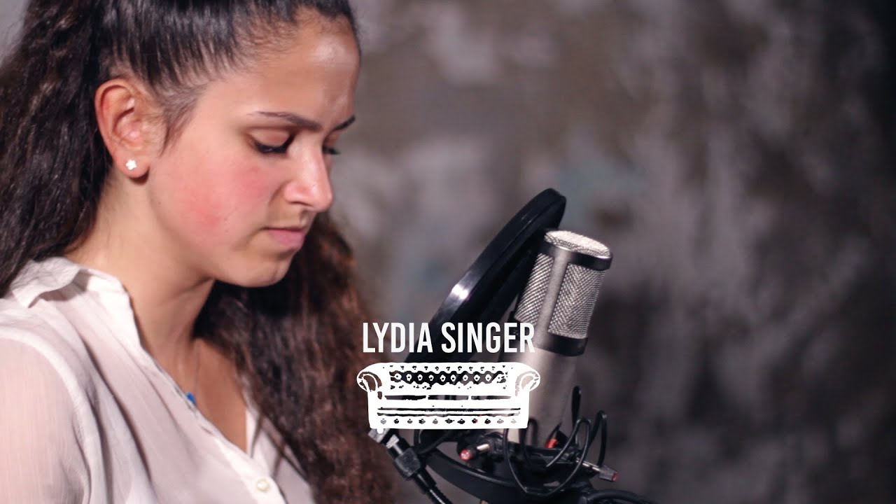 Lydia Singer - Thank You | Ont' Sofa Live at Jaguar Shoes - YouTube