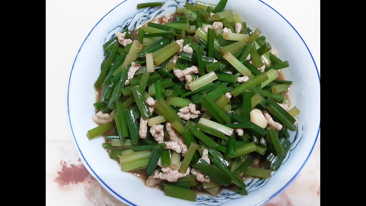 CHIVES FLOWERS (JIO CHAI HUA ) MICHELLE LEE VLOGS - YouTube