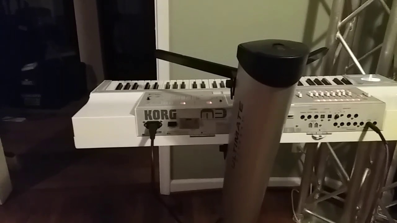 Korg M3 keyboard - YouTube