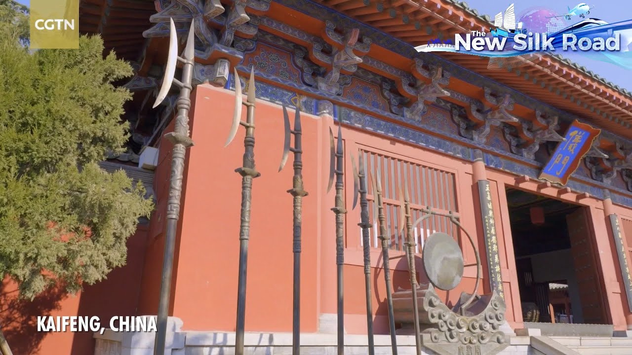 Kaifeng: Kaifeng Mansion and Daxiangguo Temple - YouTube