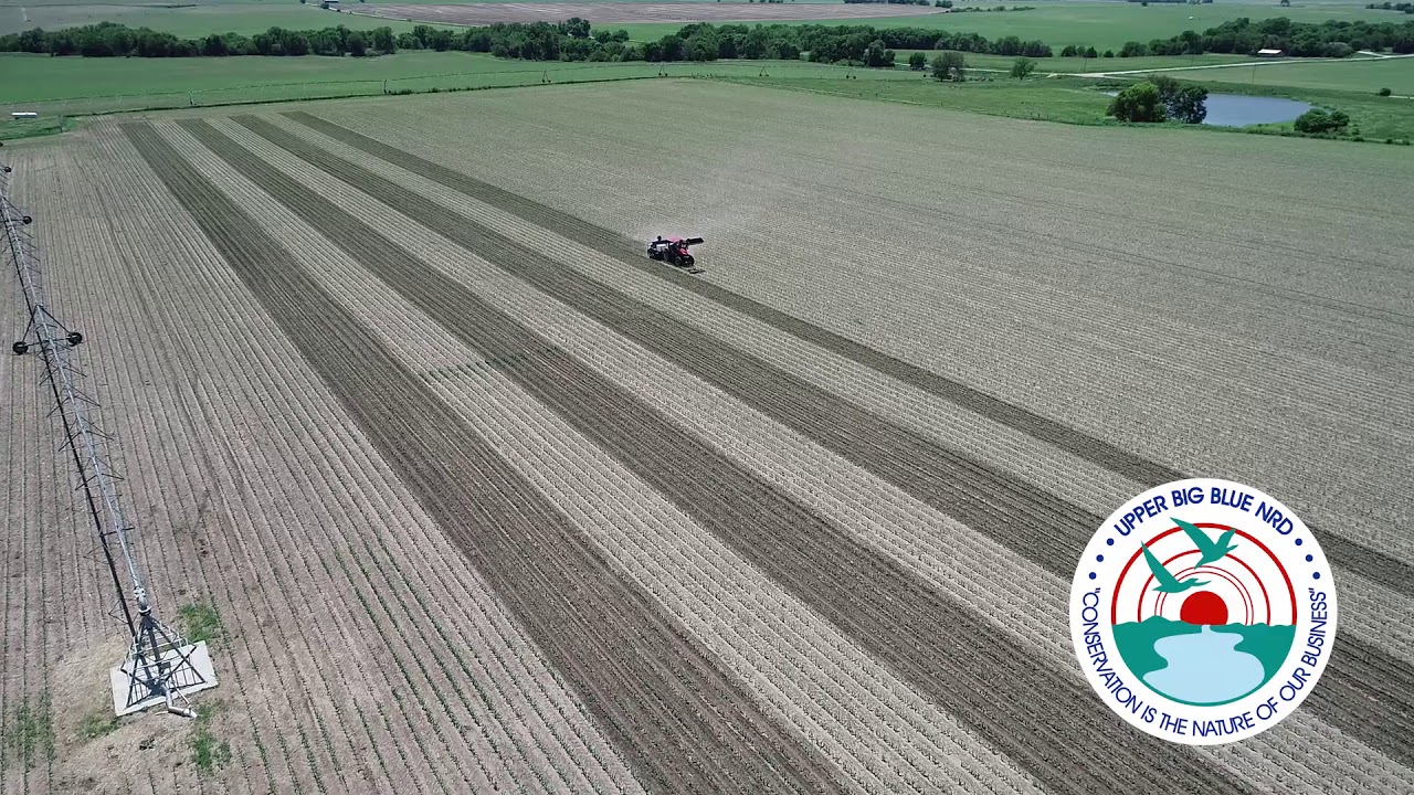 On-Farm Research: Interseeding Cover Crops - YouTube