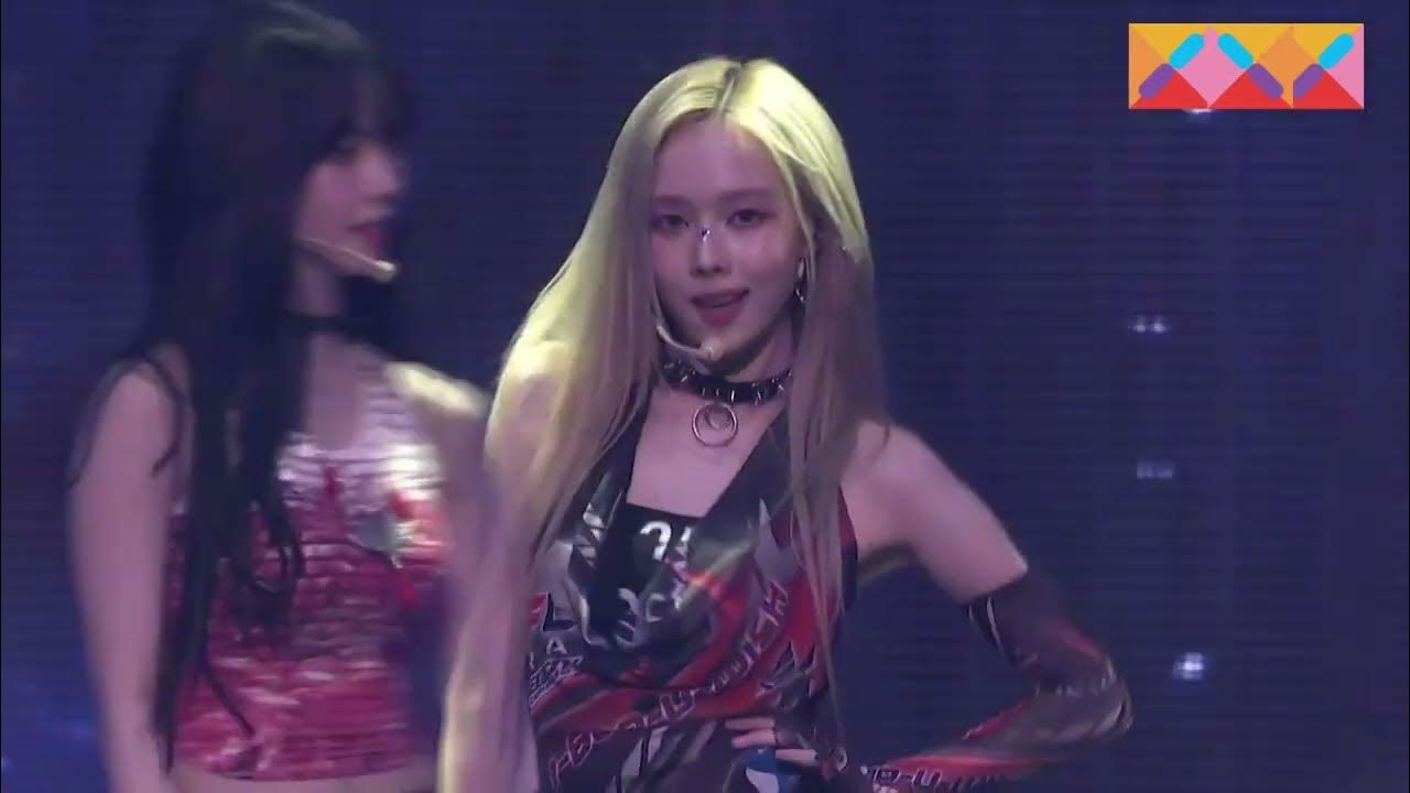 240822 aespa 에스파 - Supernova 슈퍼노바 + Armageddon 아마겟돈 @ K-WORLD DREAM AWARDS - YouTube