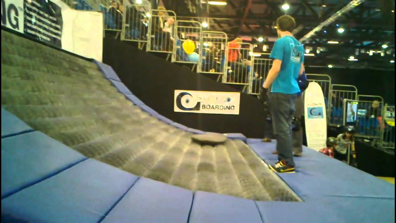 Brush Boarding at London Boat Show 2011 - YouTube