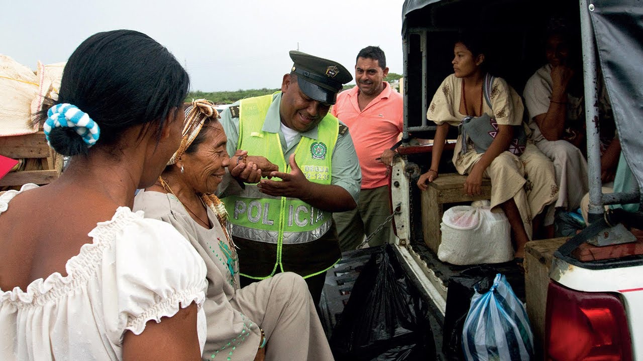 Does Community Policing Build Trust in Police and Reduce Crime? - YouTube