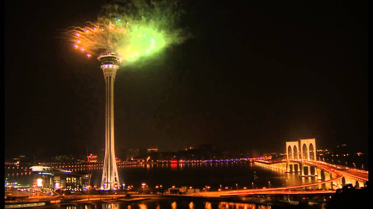 Macau Tower Fireworks Video 澳門旅遊塔煙花匯演 - YouTube