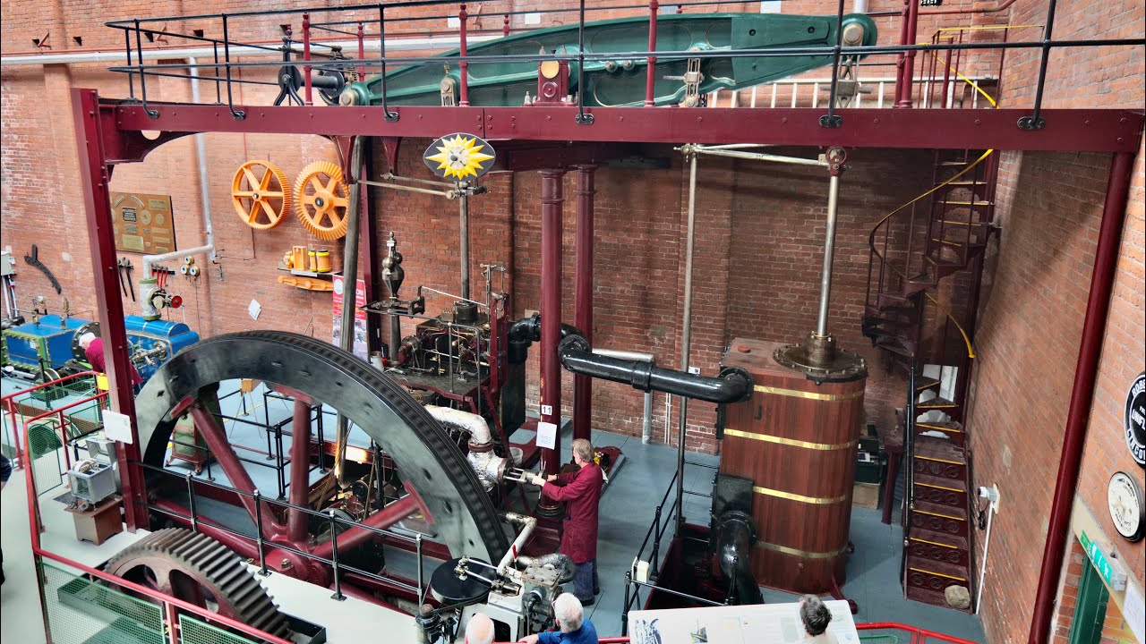 CELLARSCLOUGH MILL MCNAUGHT COMPOUND BEAM ENGINE - BOLTON STEAM MUSEUM ...