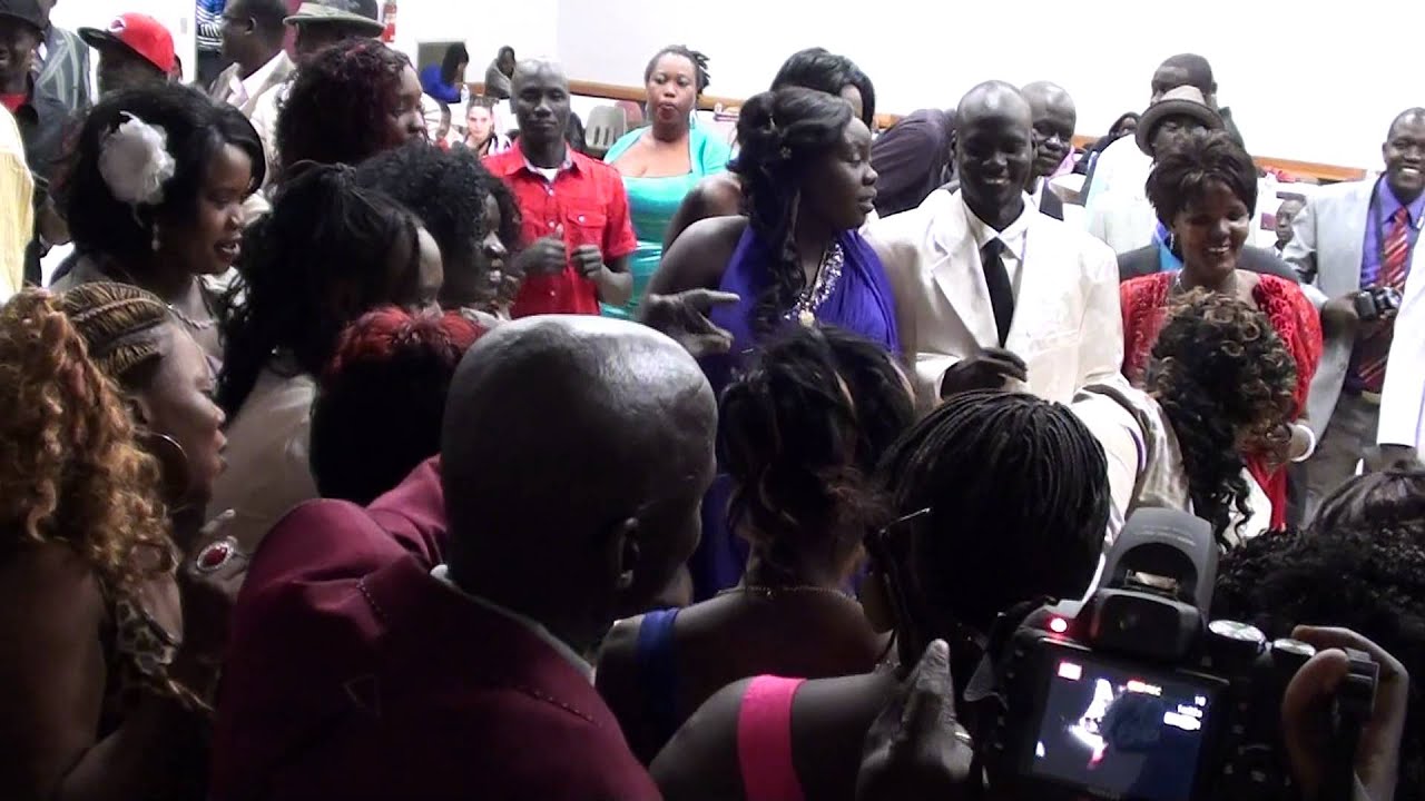 Abang Deng Deng and Nyankol Mathiang 's wedding 4 - YouTube
