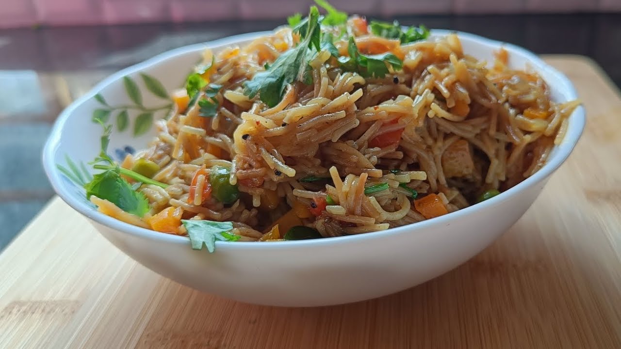 Vegetable Varmacilli| वेजिटेबल सेवइयां |vegetable sevaiyan - YouTube