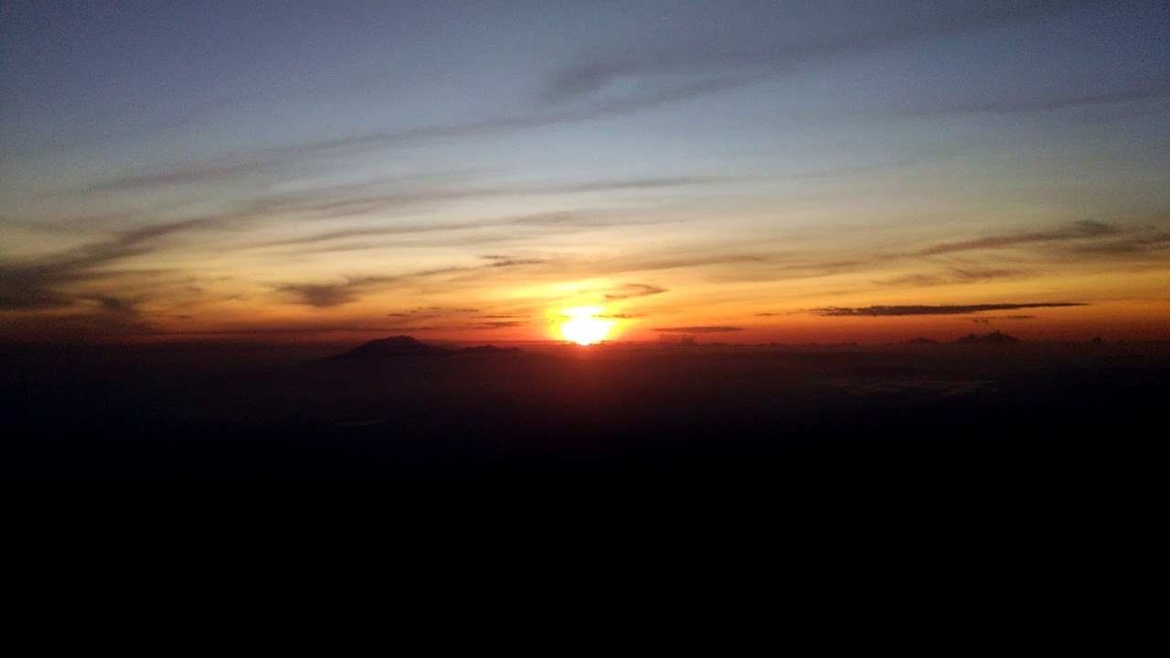 Sunrise Merbabu Via Selo - YouTube