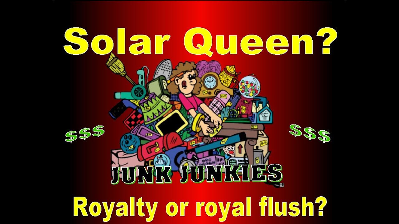 The Queen- A Solar Waving Royal! - YouTube