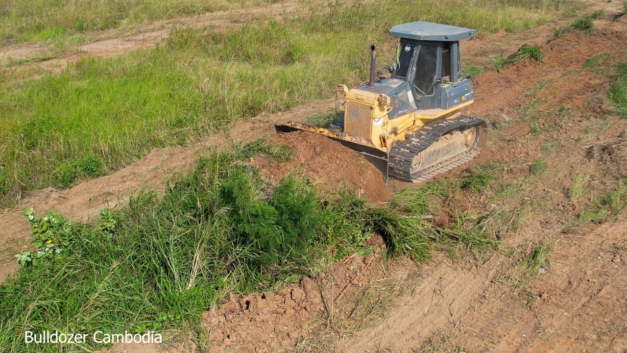 Incredible!! New Project Bulldozer Shantui Skills Pushing And Clearing ...