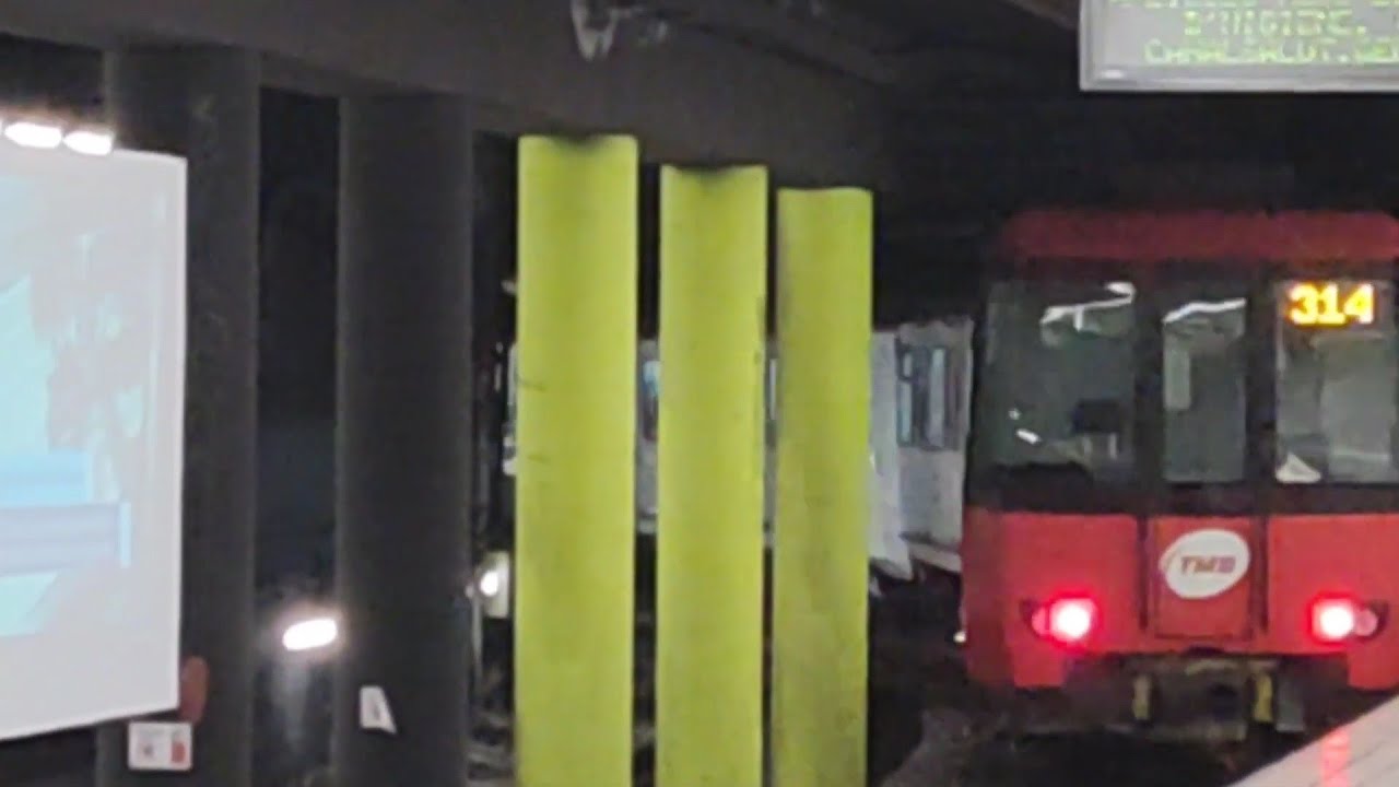 Metro de Barcelona | Drassanes L3 (TMB 2000-3000) - YouTube