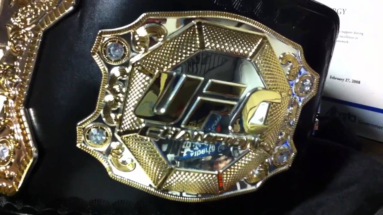 UFC replica belt - YouTube