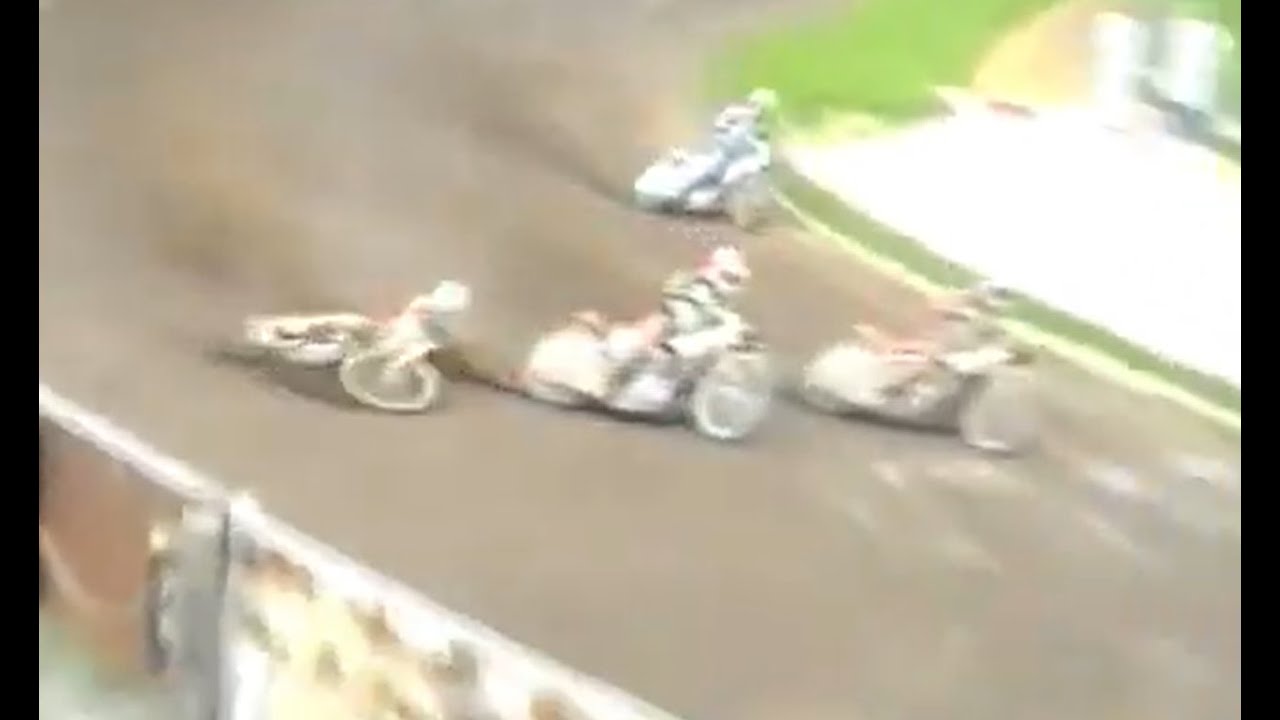 Crash testing the Steel Fence at Exeter Speedway!!! - YouTube