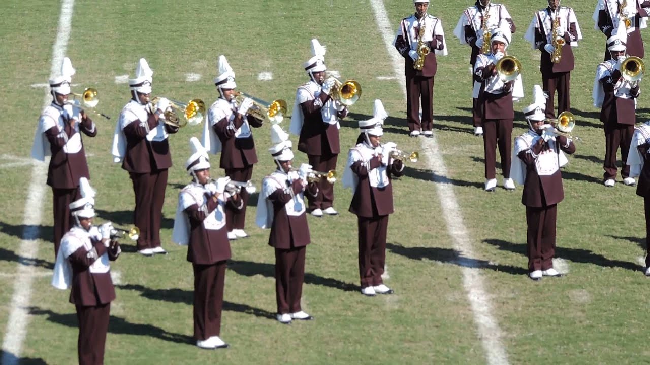 "Love & War"- Morehouse College Marching Band 2013 - YouTube
