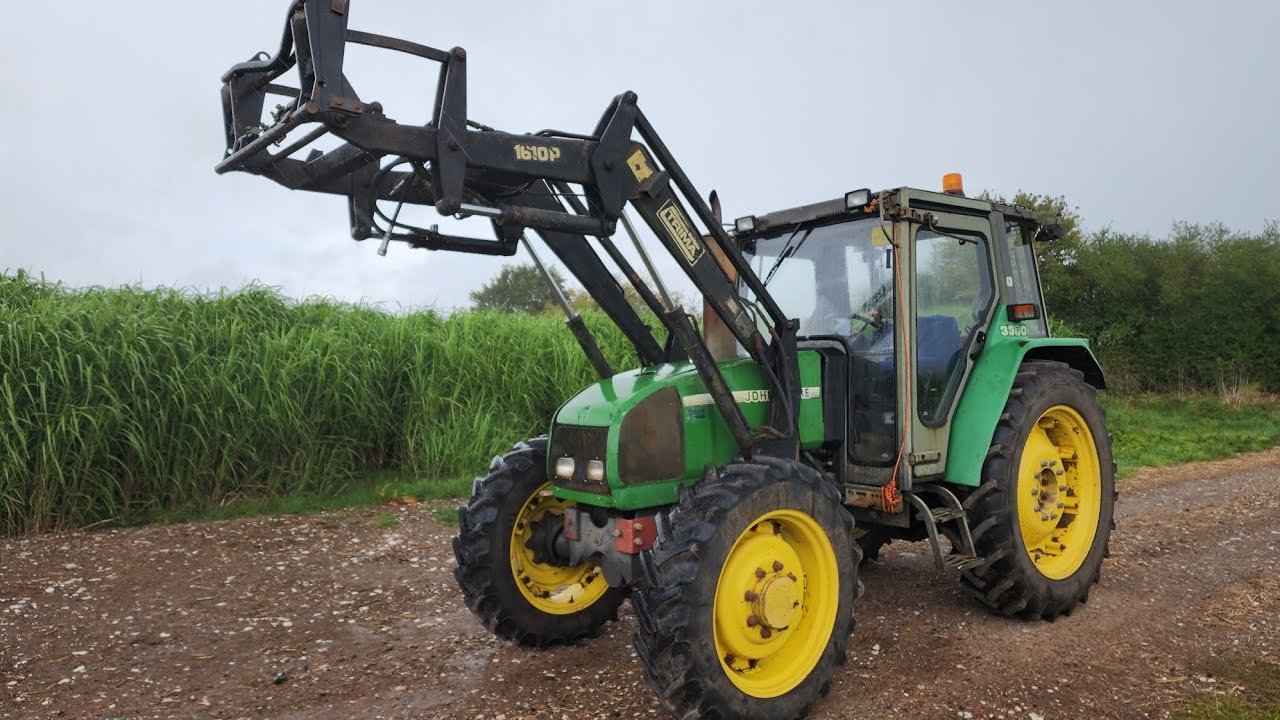 John deere 3300 Tractor - YouTube