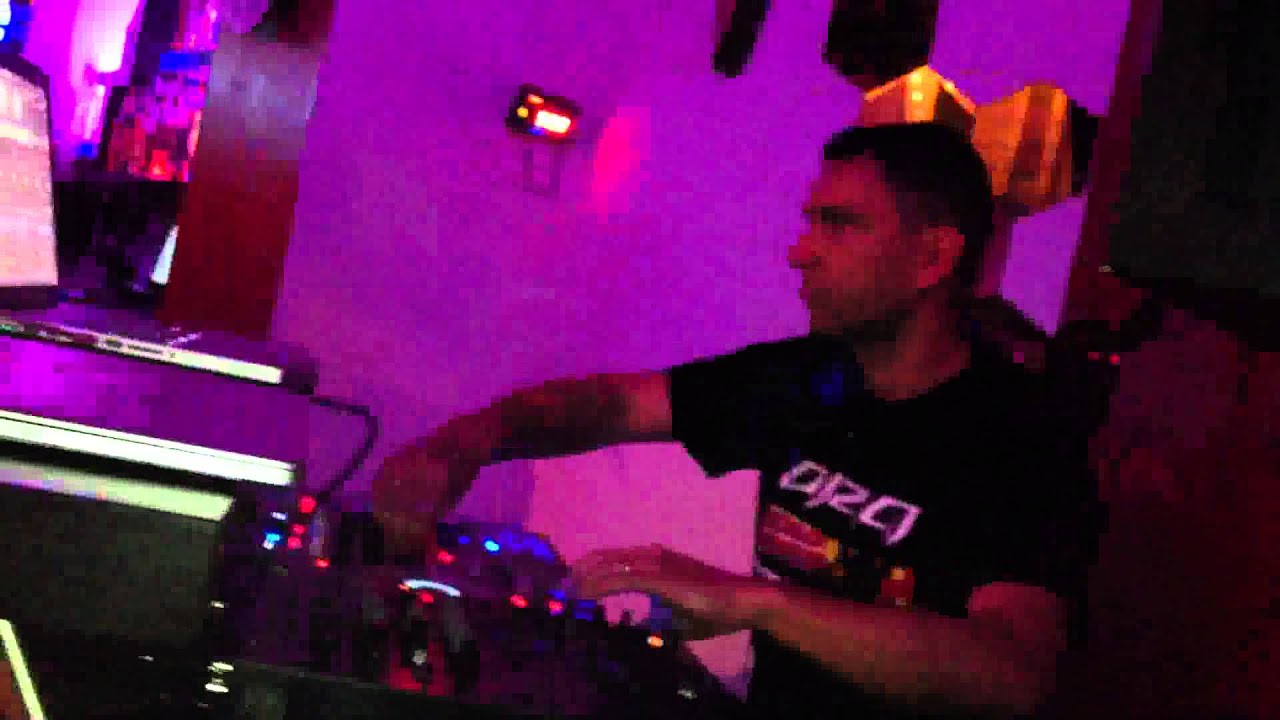 DJ ZICO @ maui Club (Madrid) 6-7-2013 Royal House Madrid - YouTube